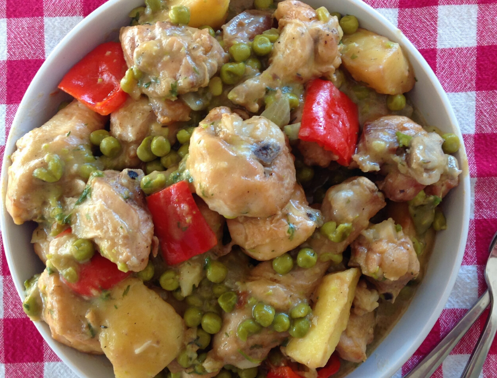 Chicken Daube with Green Peas- Ladob Poul ek Pti Pwa - The Creole ...